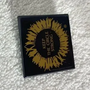Vintage | Other | 535 Vintage Black Gold Keep The Circle Strong Square ...